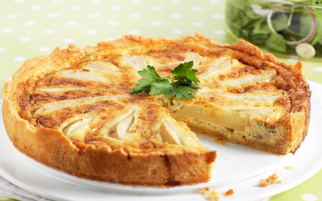 Homejuusto-päärynäpiirakka - Reseptit - Arla