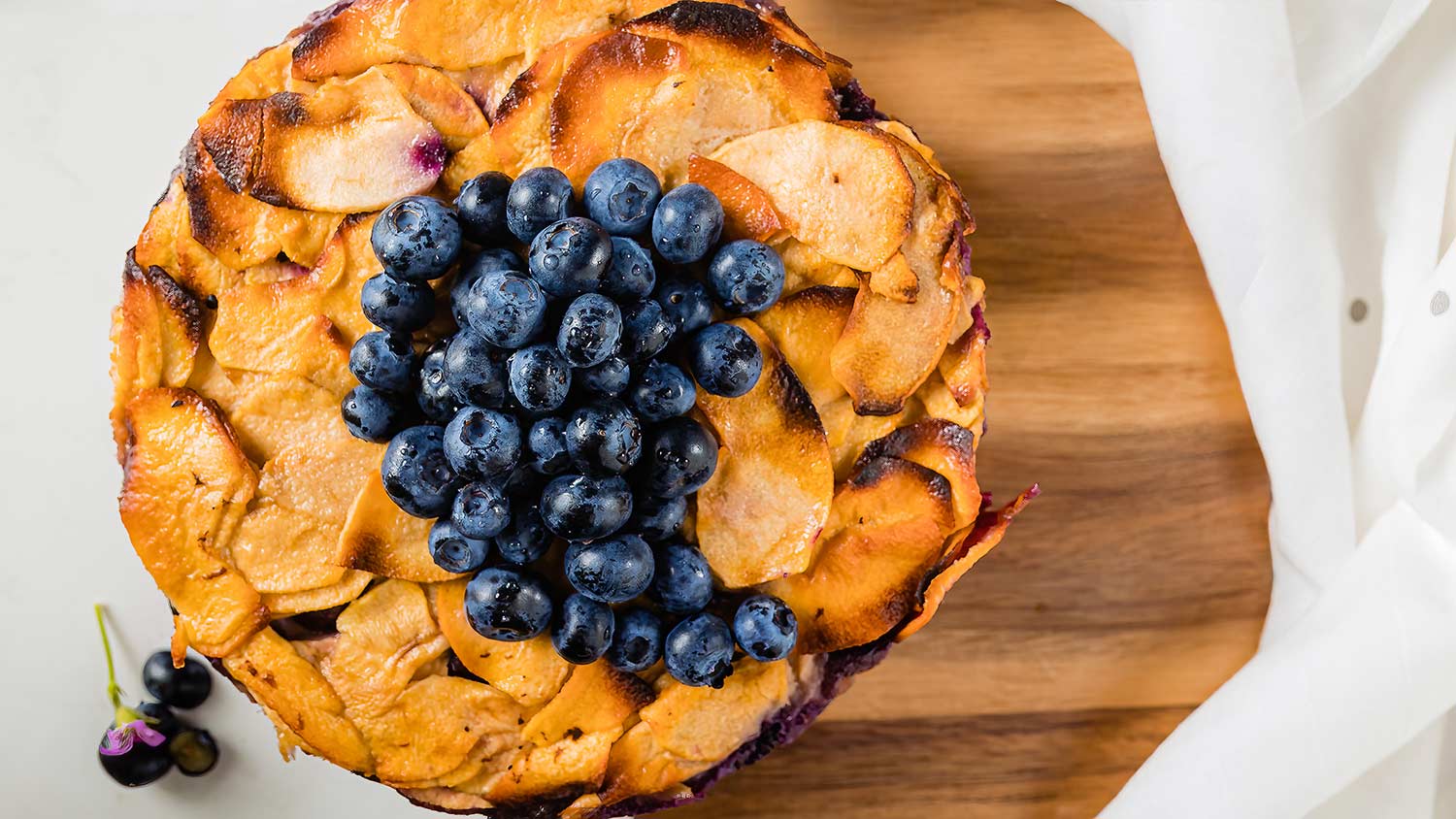 Μηλόπιτα με μύρτιλα | Arla Foods