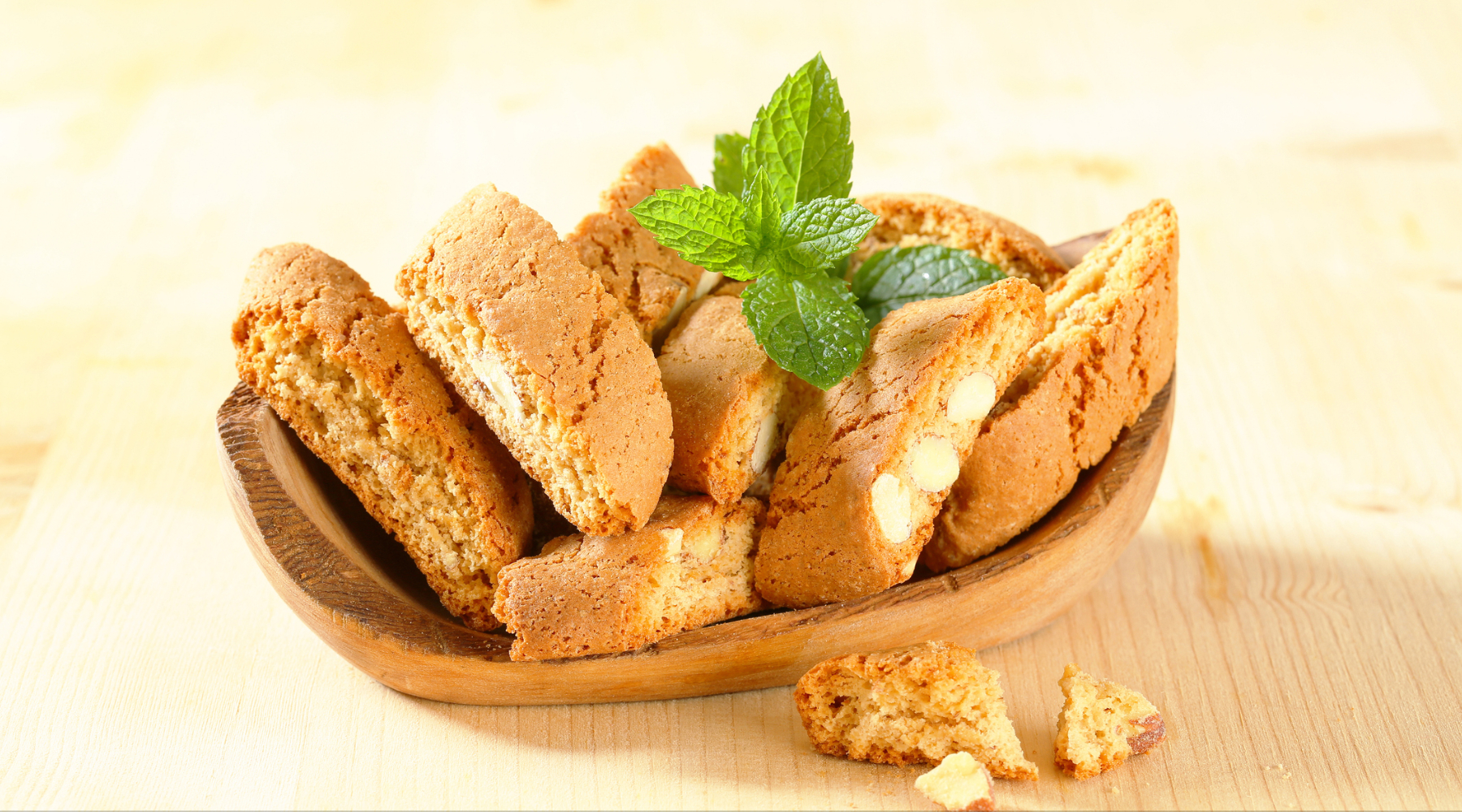 Almond Cakes - Recipe | Arla UK