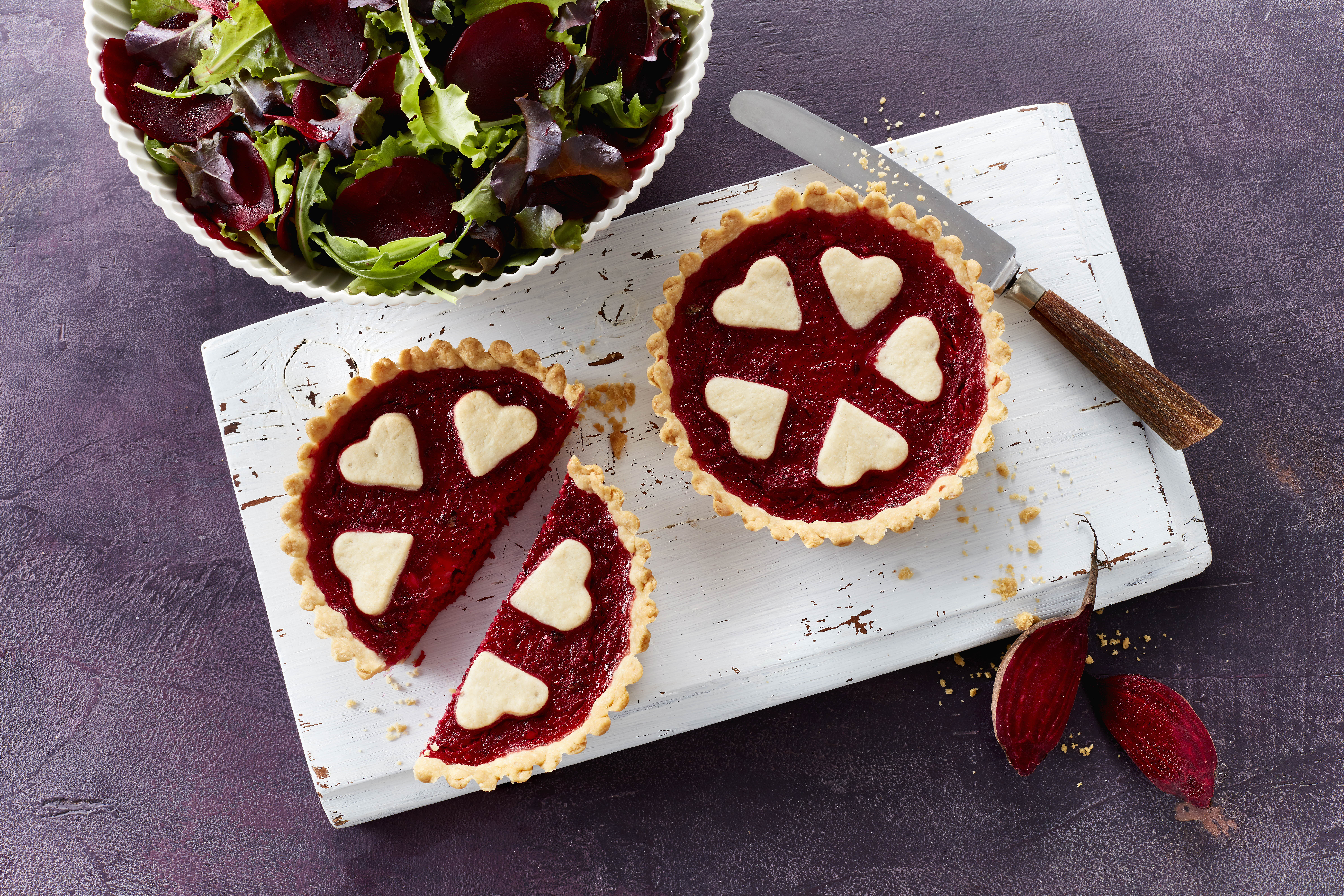 Beetroot pastry tarts with Castello® Greek Style cheese | Castello®️