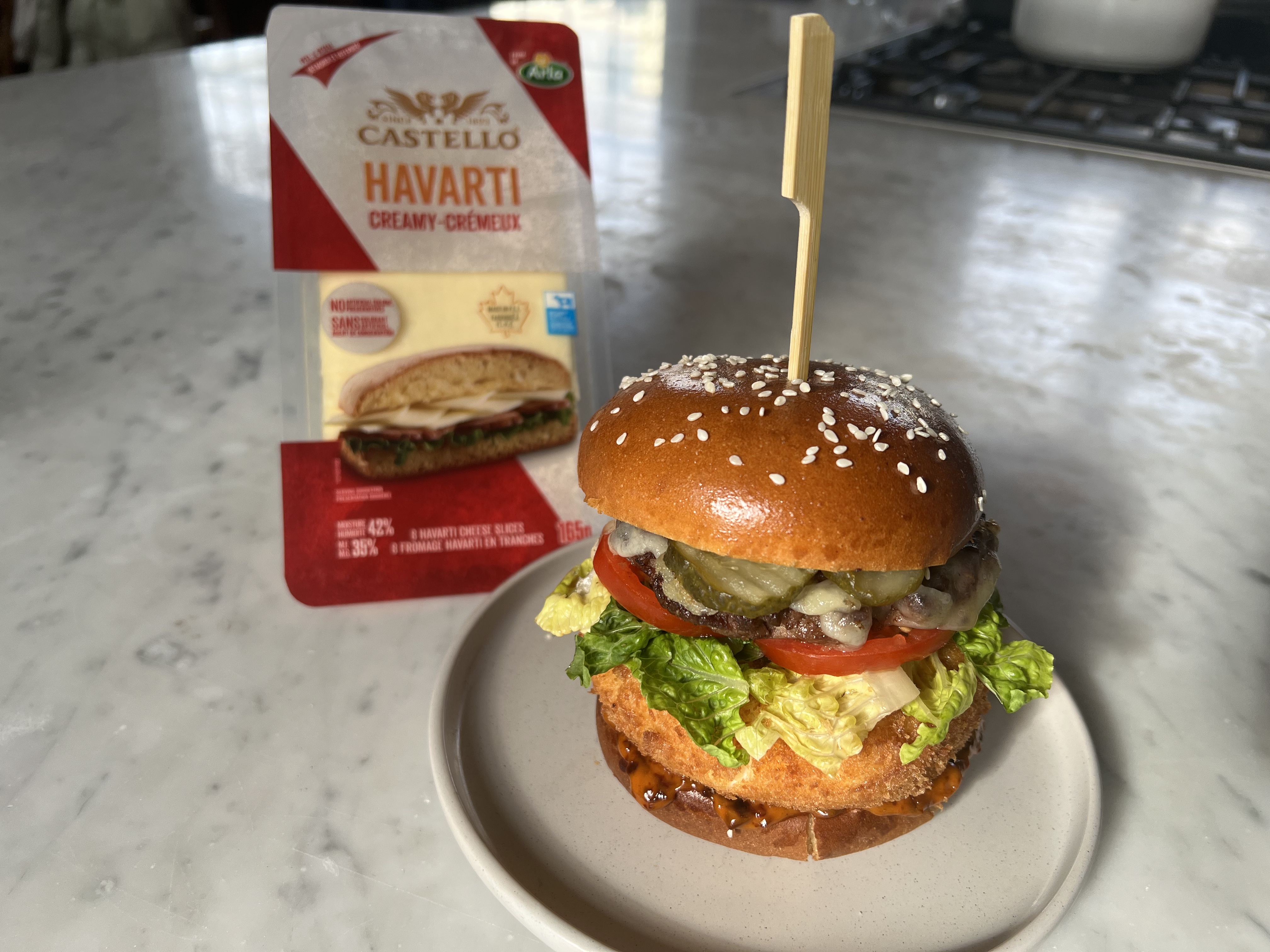 Mac & Cheese Burger with Castello® Creamy Havarti Slices | Castello®️