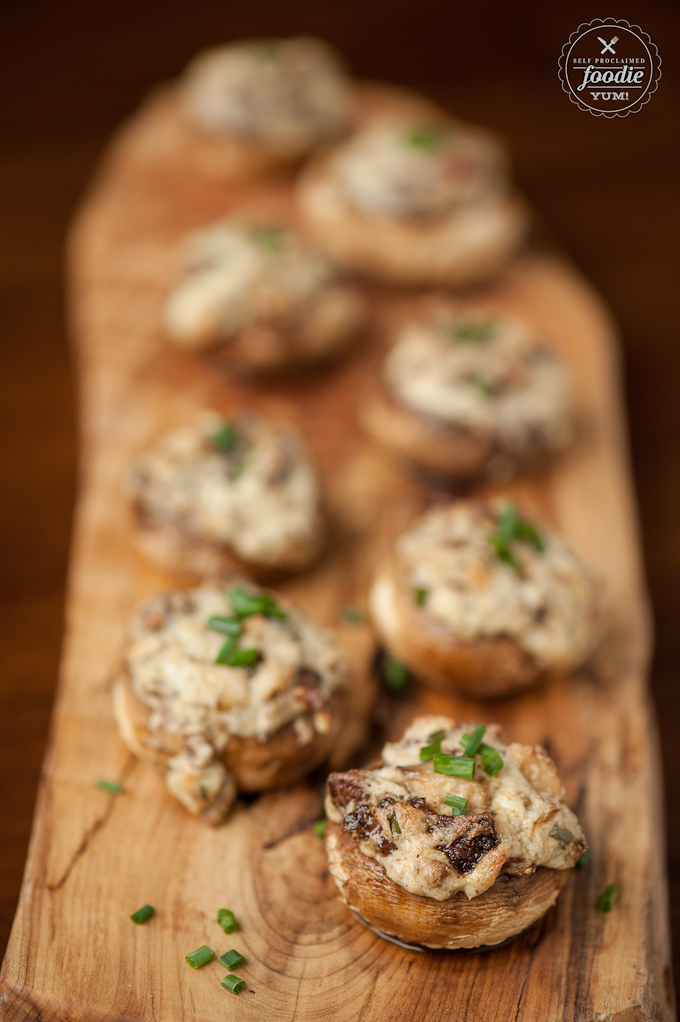 Bacon Blue Cheese stuffed mushrooms | Castello®️