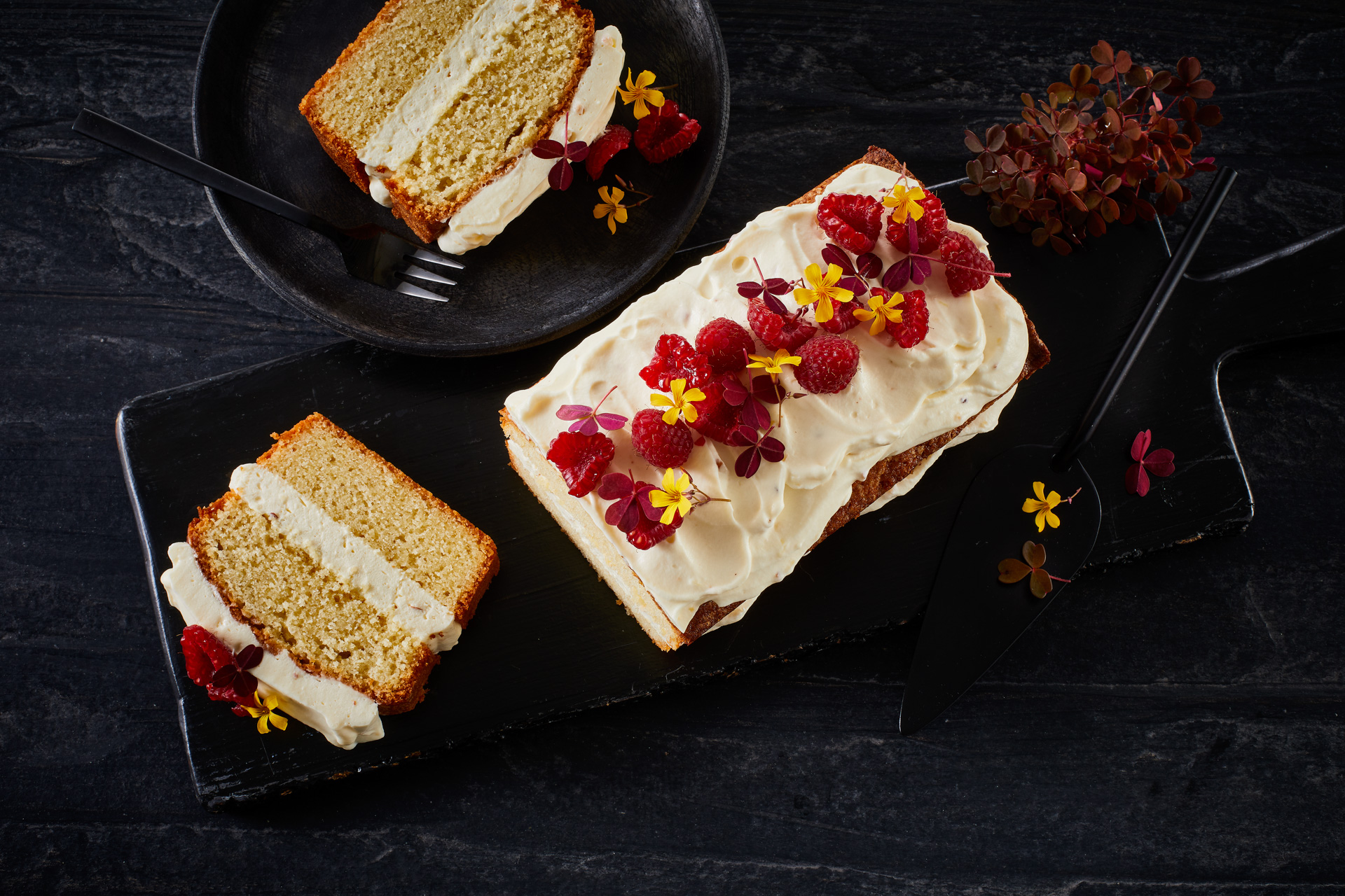 Coconut Cake with Pineapple Cream Cheese | Castello®️