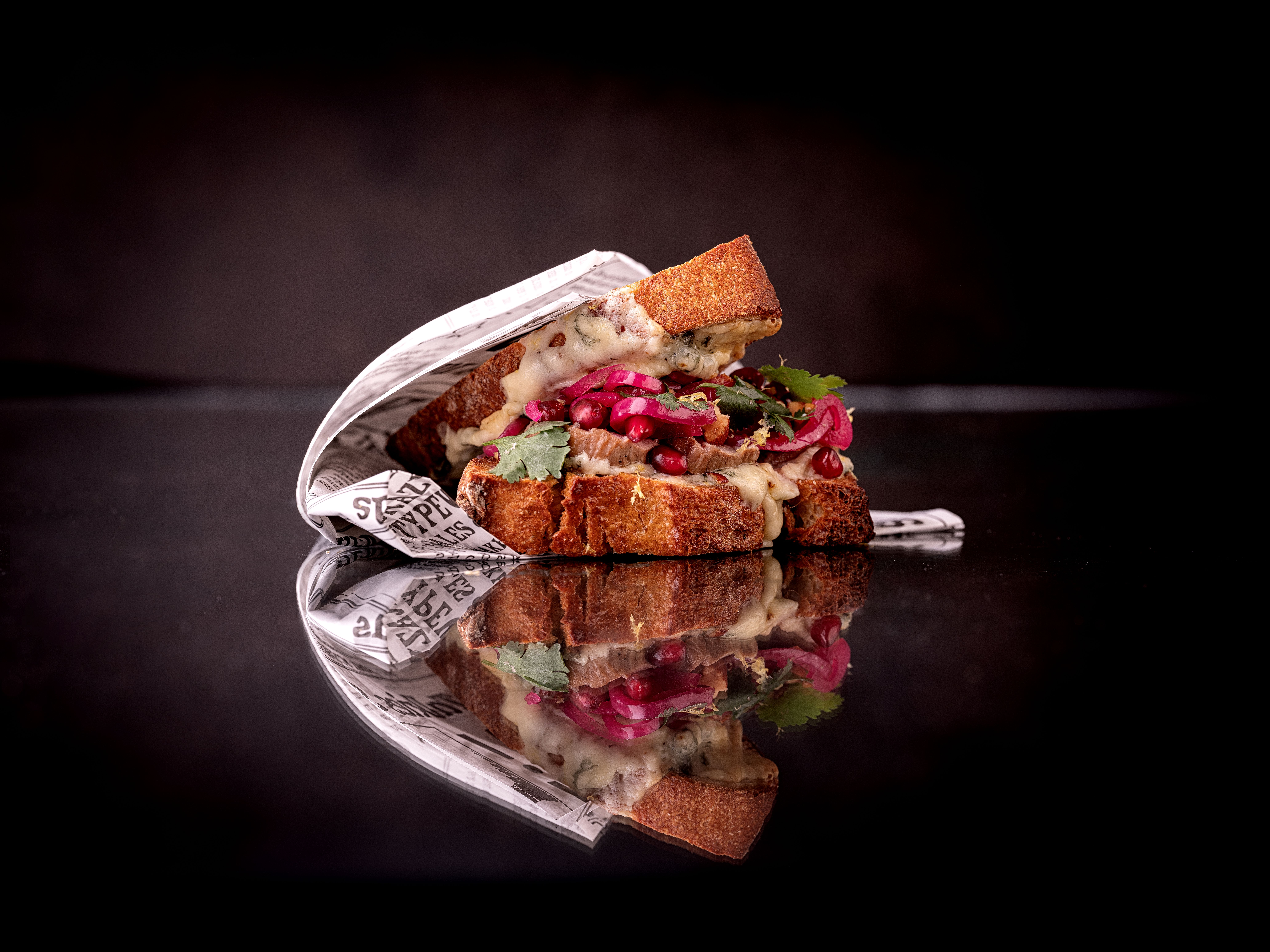 Blue cheese gourmet toast | Opskrifter | Arla Pro Danmark