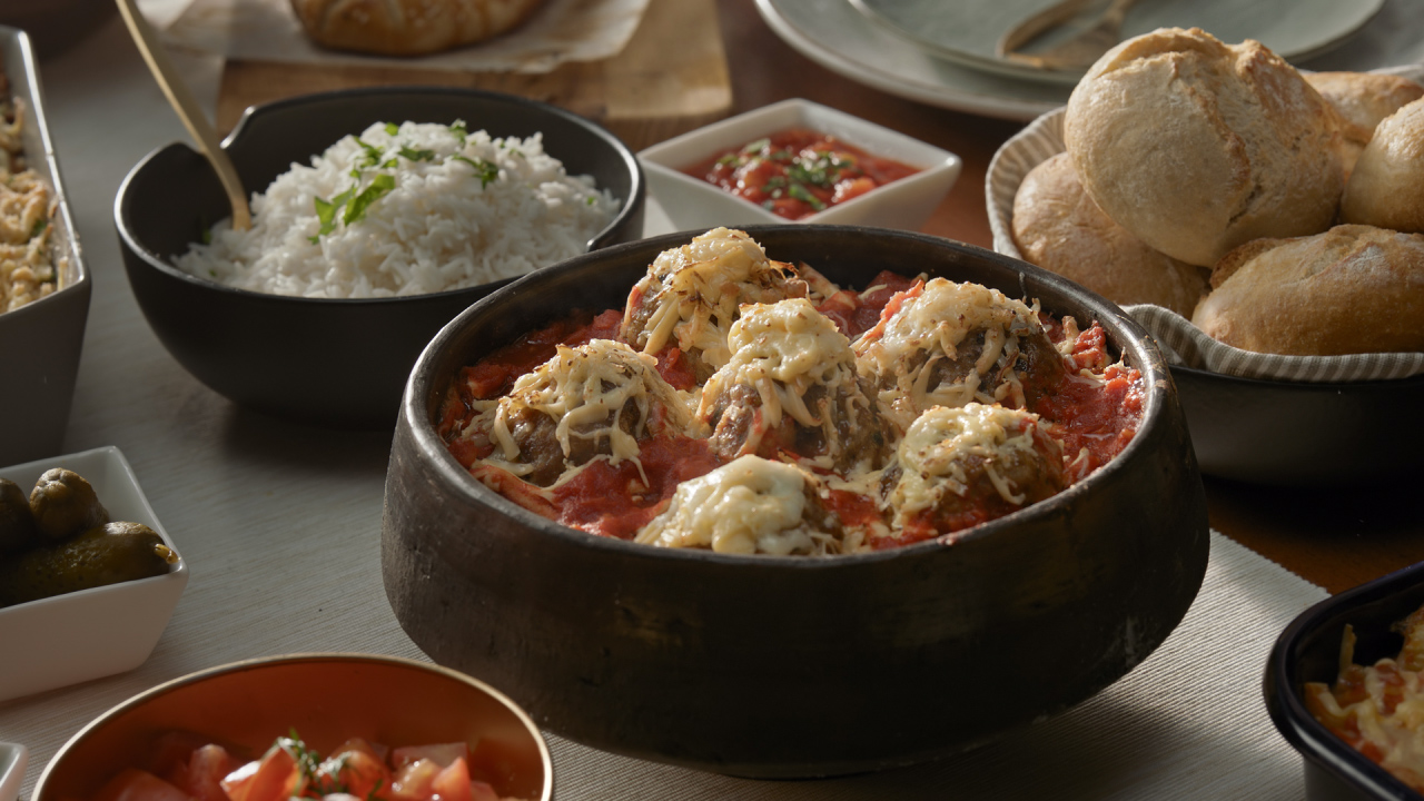 Kofta Tagine with Cheese | Meals with Kraft