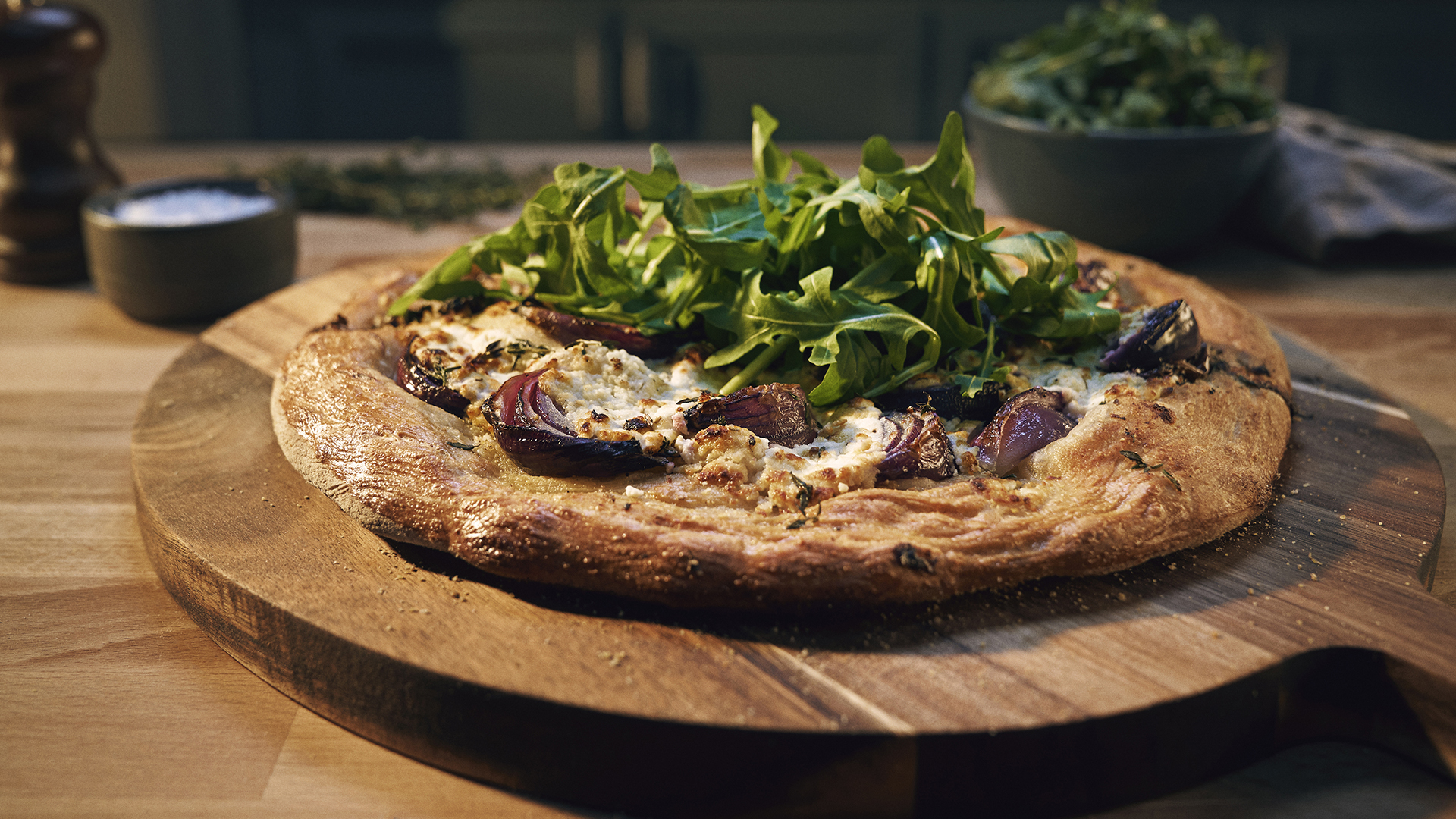 Caramelised Red Onion Pizza | Lurpak®