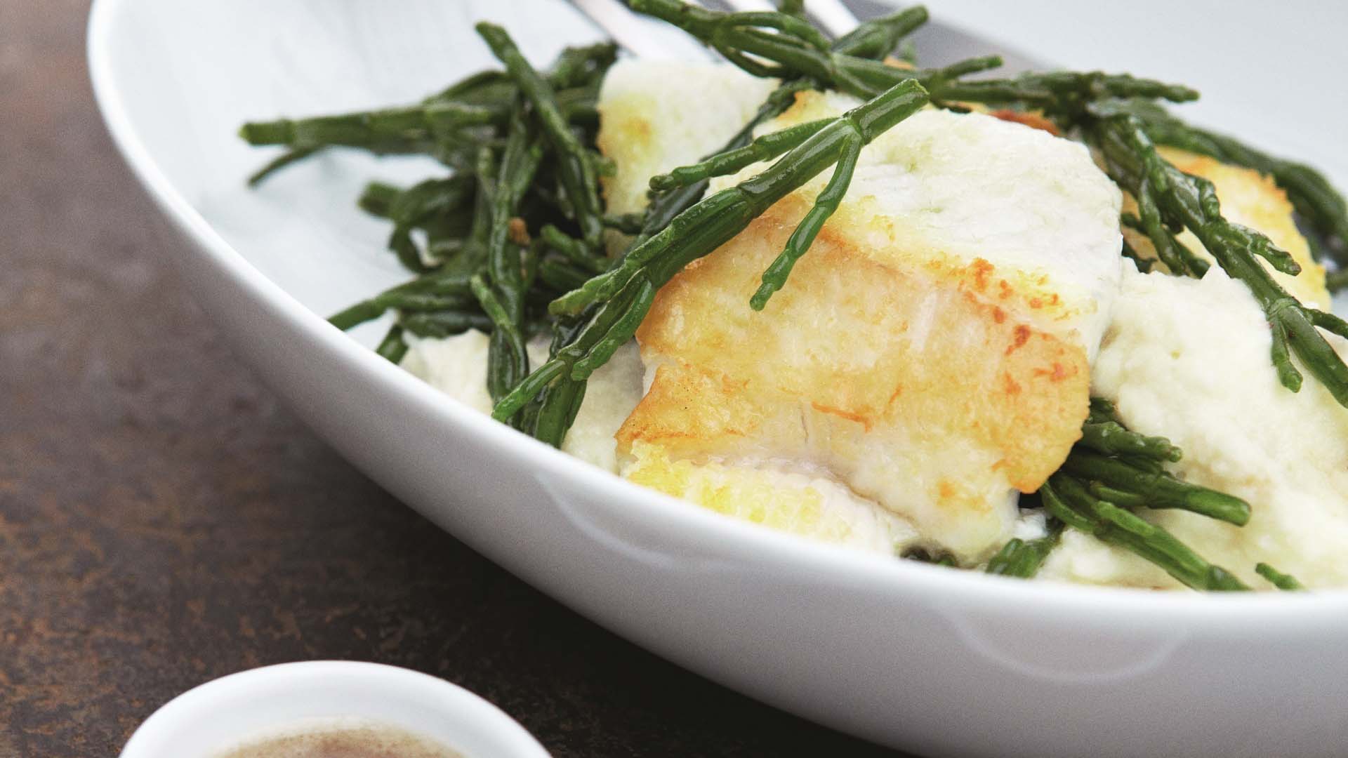 FRIED HALIBUT WITH CELERIAC | Lurpak®