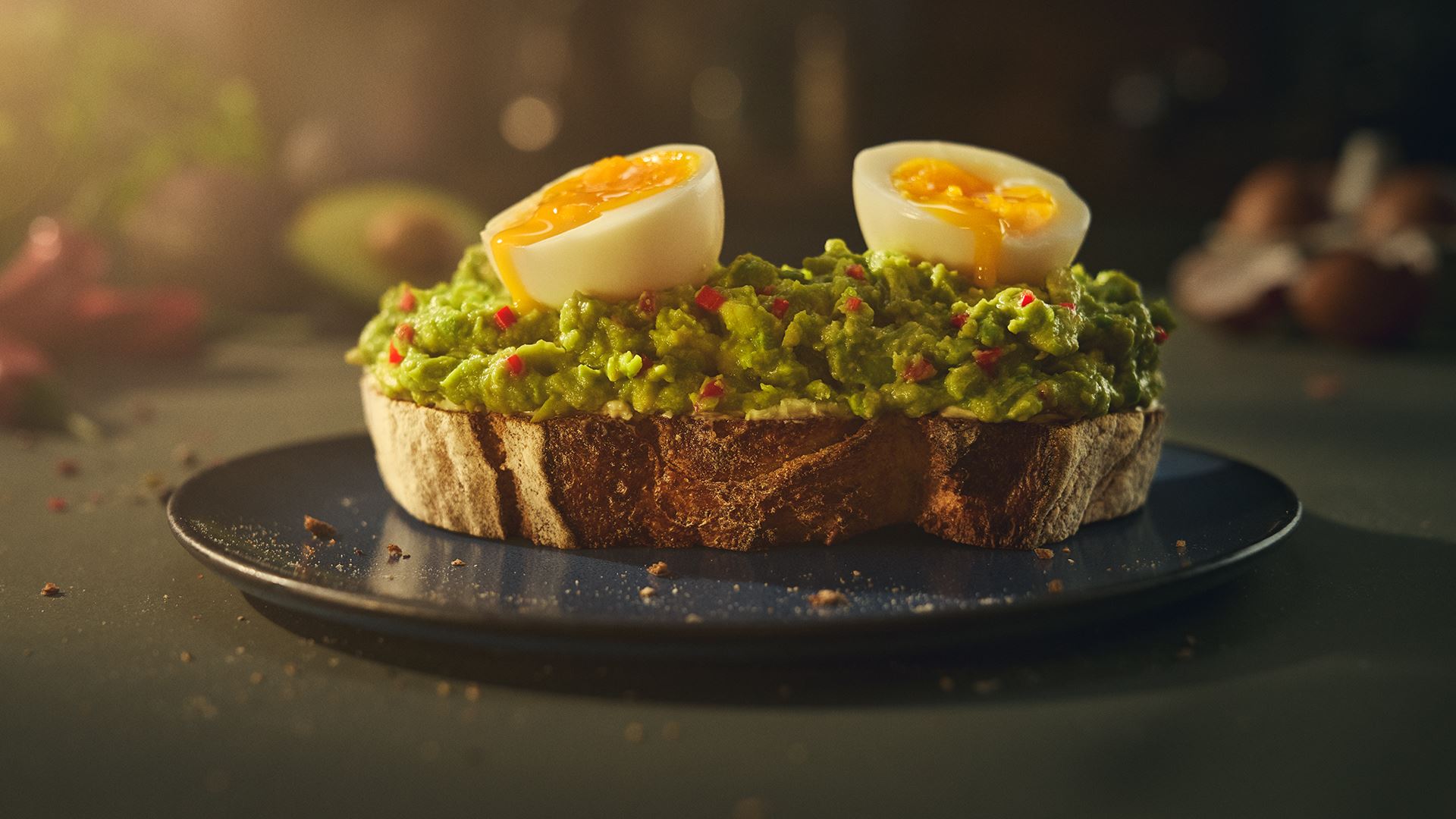 Smashed avocado on toast with boiled eggs | Lurpak® Smashed avocado on toast with boiled eggs | Lurpak®